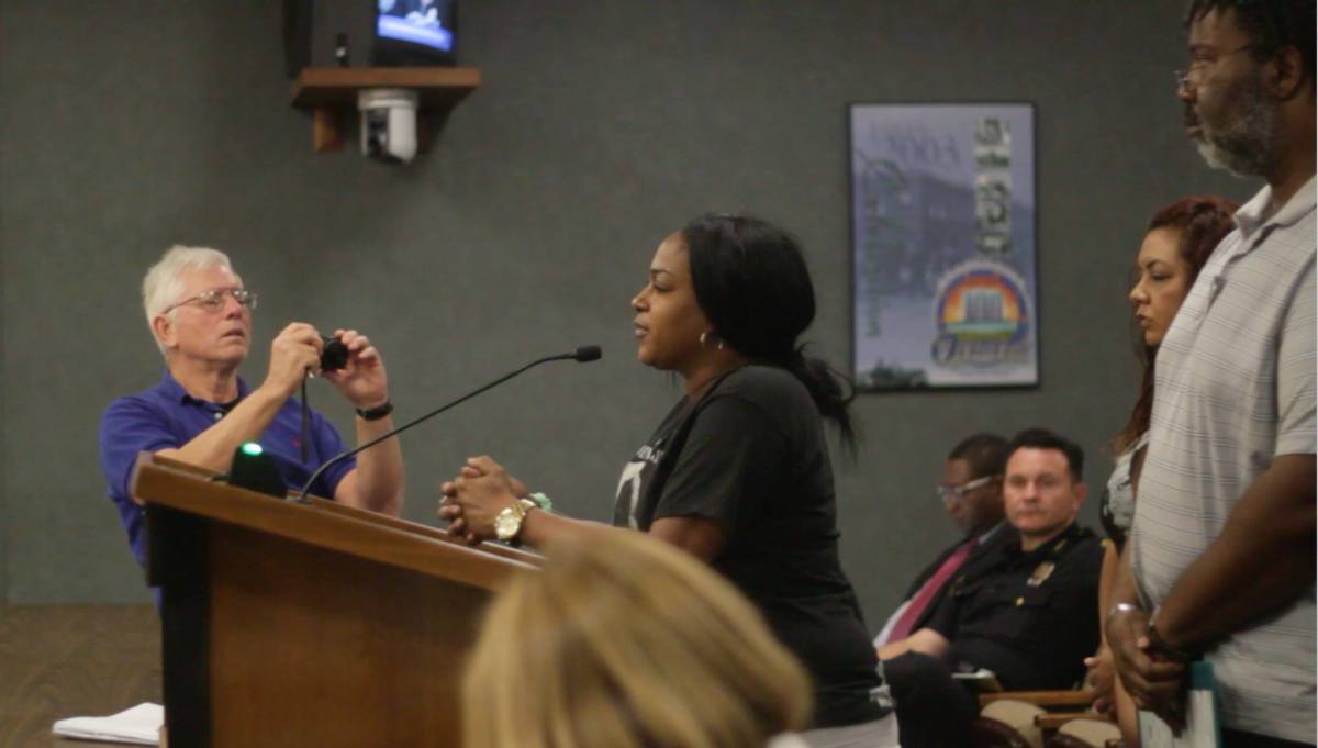 April 28, 2015 Meagan Hockaday vigil photos & Oxnard City Council video ...